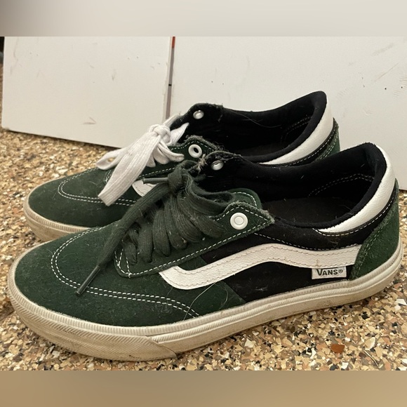 Vans | Shoes | Mens 65 Vans Green And White Pop Fish Trainers With Mix ...